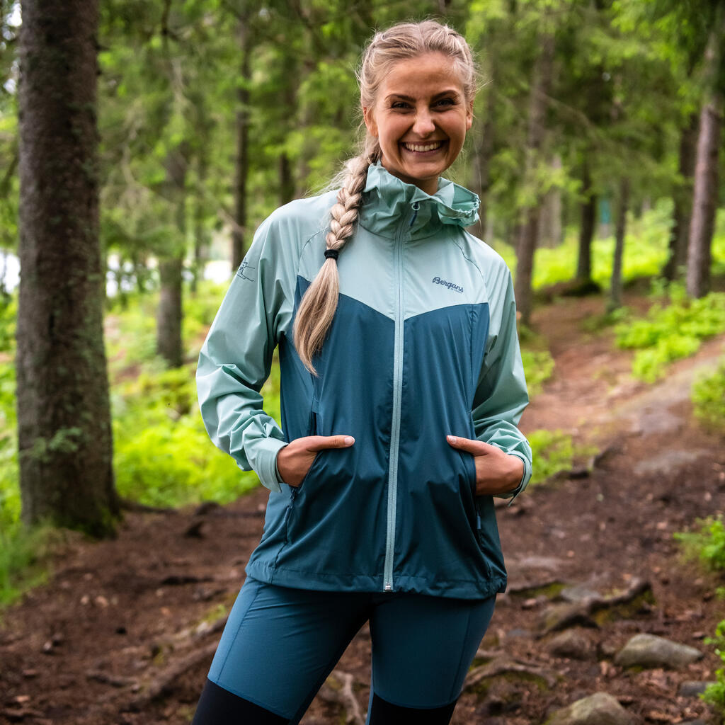 Vindjakke til dame Bergans Microlight Jacket W 21477 - DNTbutikken